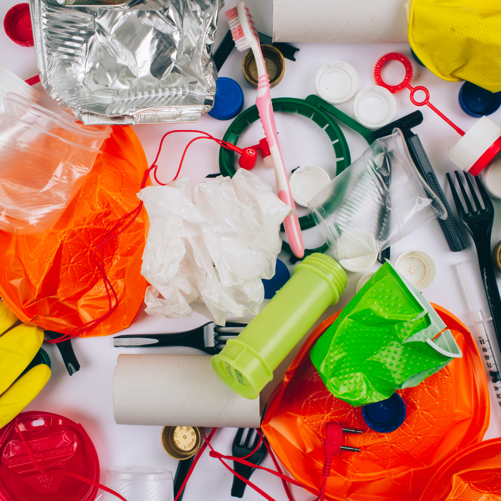 Breaking Up with Plastics: Say Goodbye to Single-Use for Good – Luna